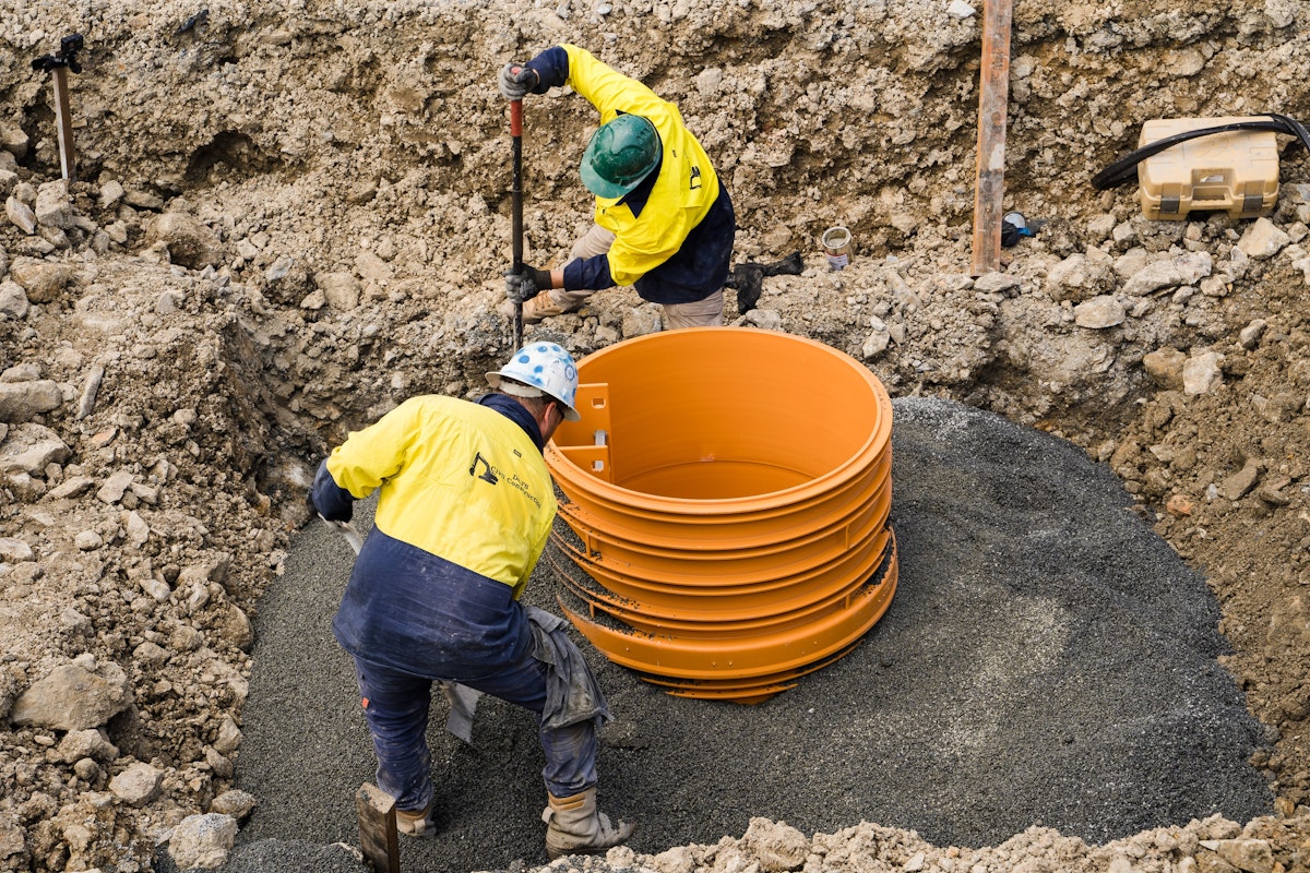 Working with the City of Gold Coast to install new sewage infrastructure