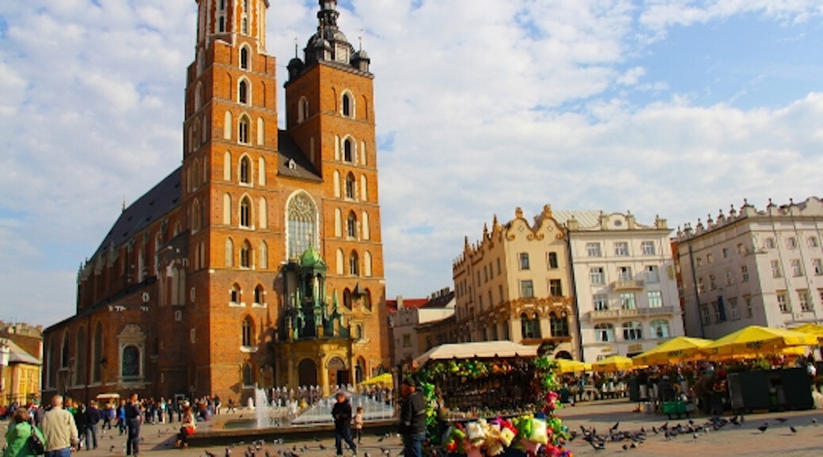 The Best 4-Day Itinerary for School Groups Visiting Krakow | Halsbury ...