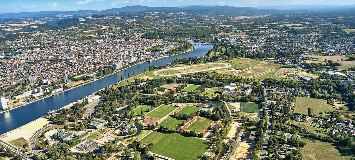 School Pre Season Rugby Tour to Vichy | Halsbury Travel