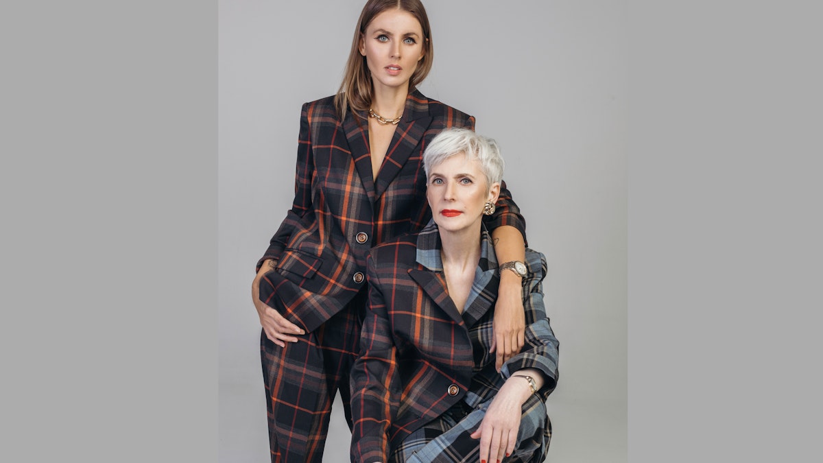 Первая коллаборация в истории ART JAM « Suit Takes You Inside»