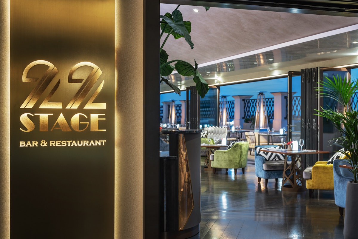 Enjoy MICHELIN star gourmet weekend dinner at Bar & Restaurant STAGE 22