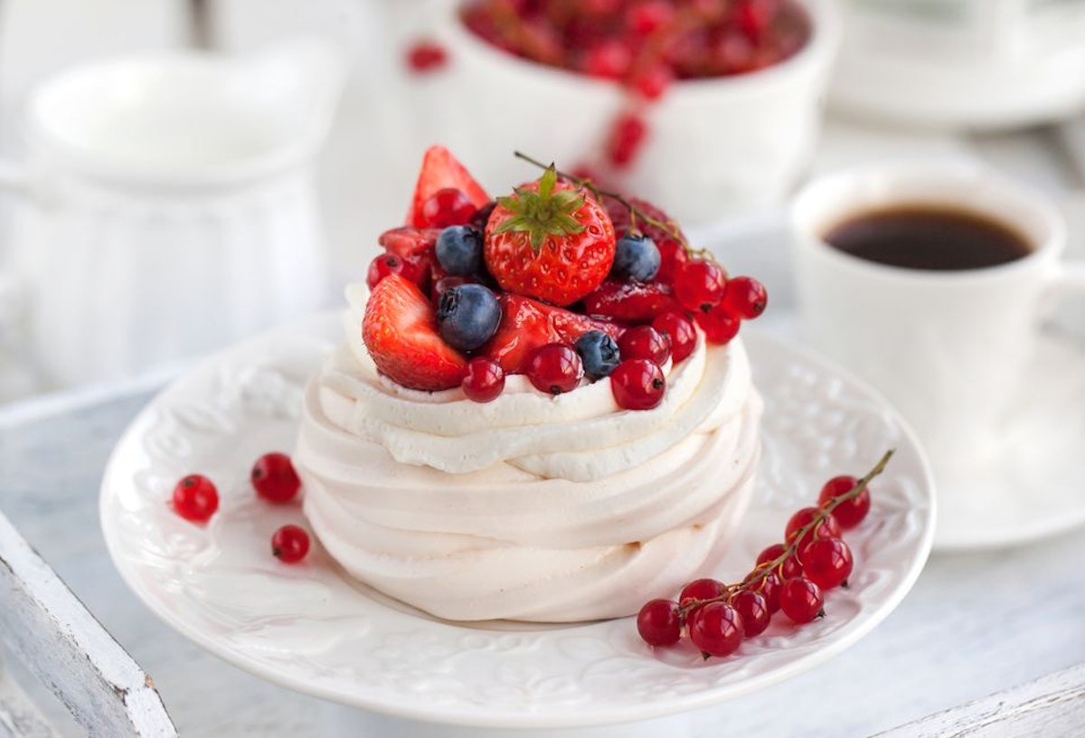 How to Make A Pavlova Cake
