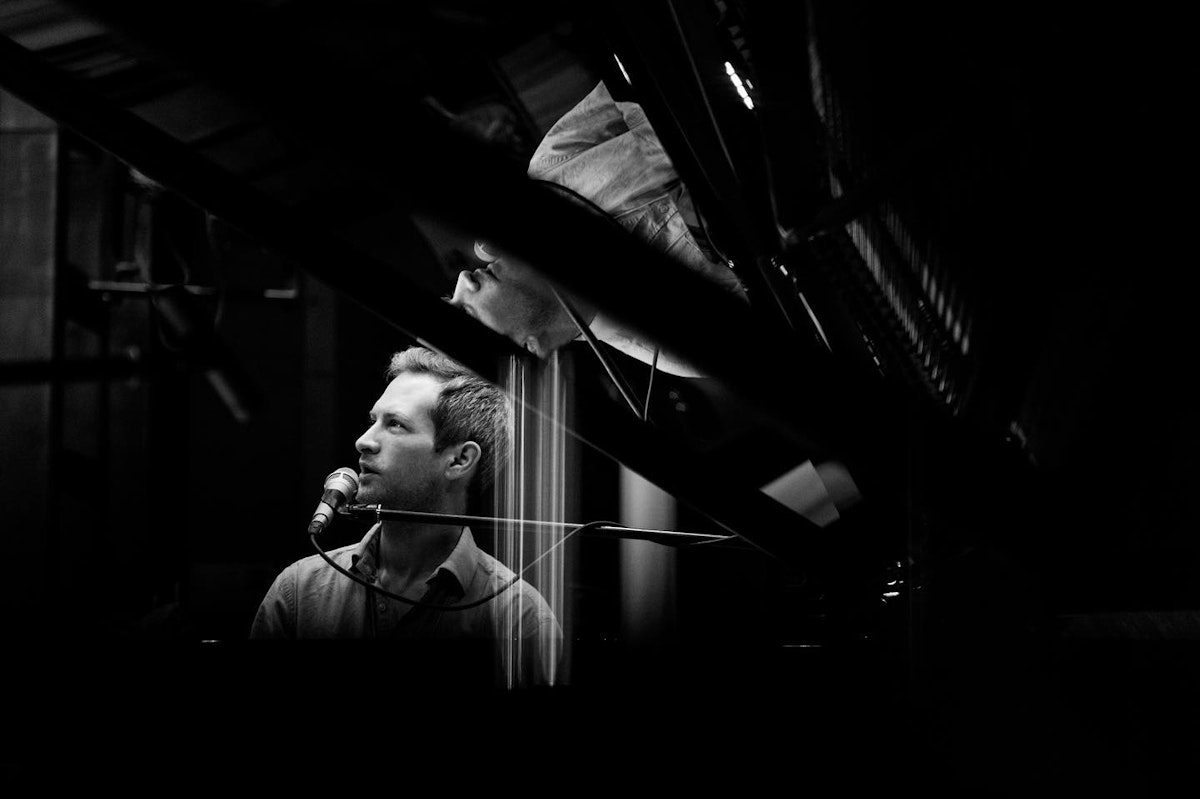 British singer and jazz pianist Anthony Strong will perform at ATTA CENTRE