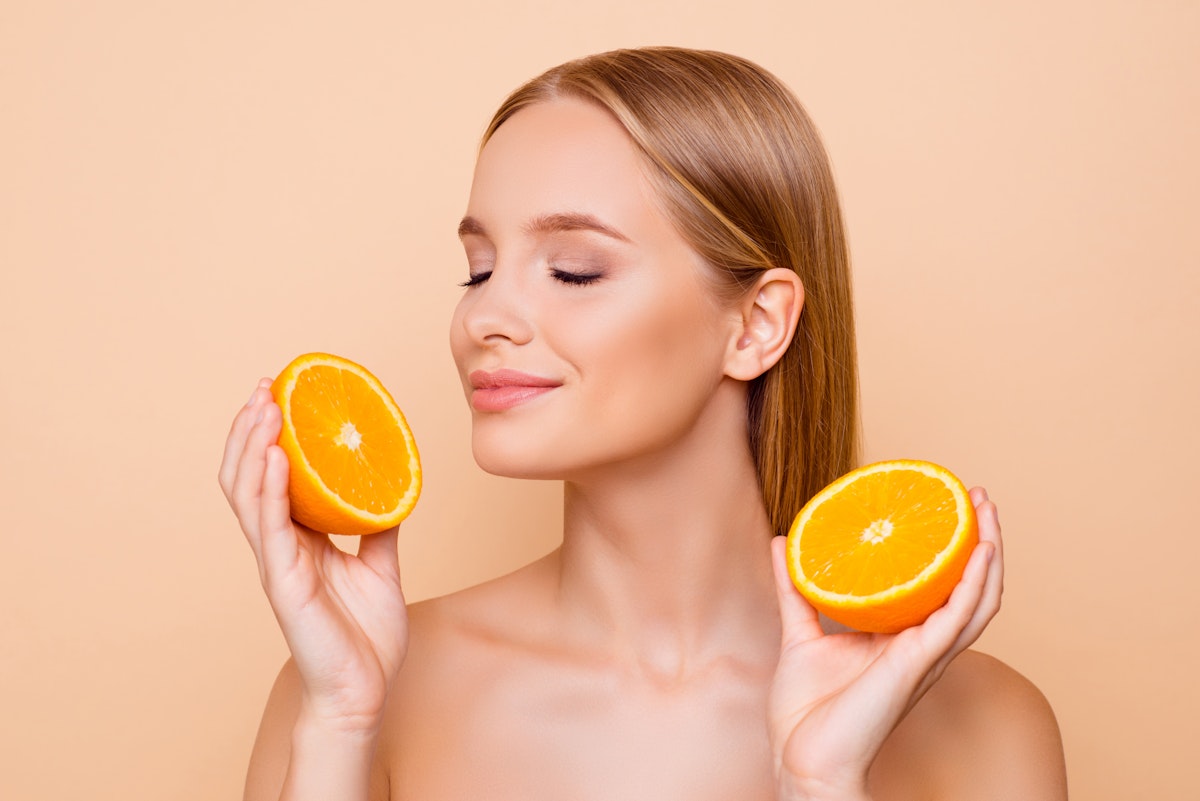 Full of vitamin C foods to include your diet for healthy skin and hair