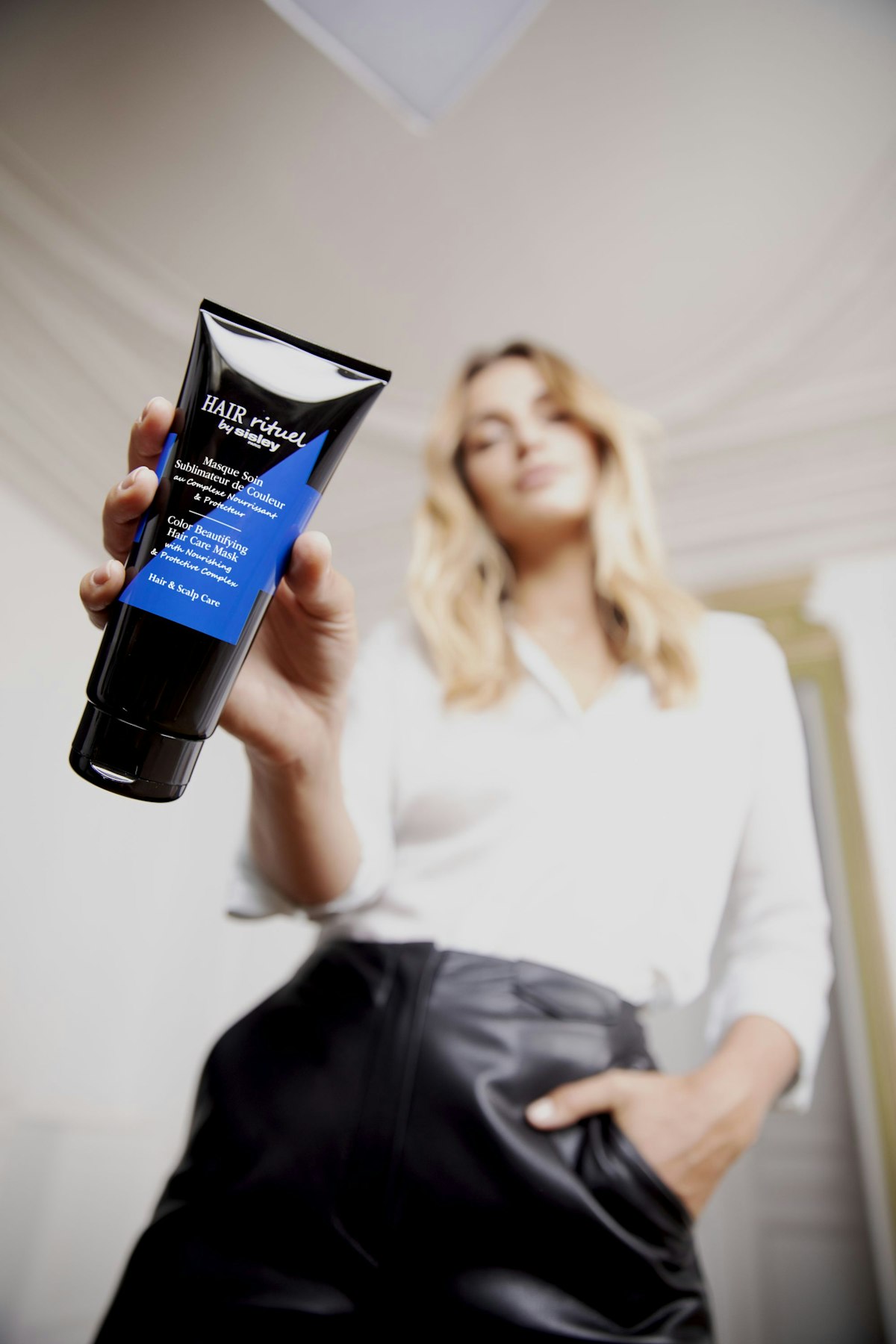 L`Officiel Baltic testē: Hair rituel by Sisley maska krāsotiem matiem