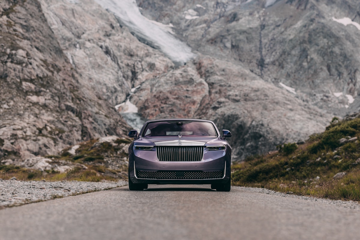 Rolls-Royce Unveils Amethyst Droptail: An Expression Of Purity, Clarity ...