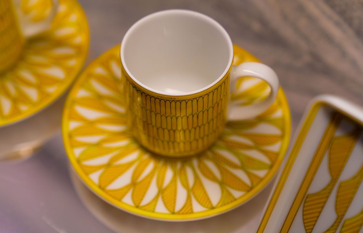 Art on Your Table. Hermès Exquisite tableware showcased at Archideco ...
