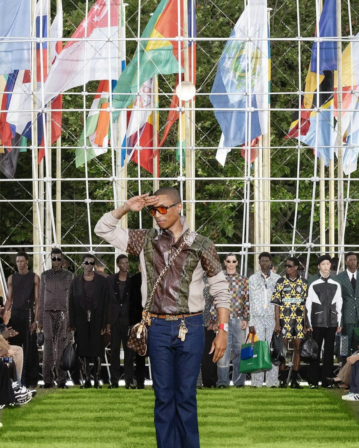 Star-Studded Spectacle: Celebrities at Paris Men's Fashion Week Spring ...
