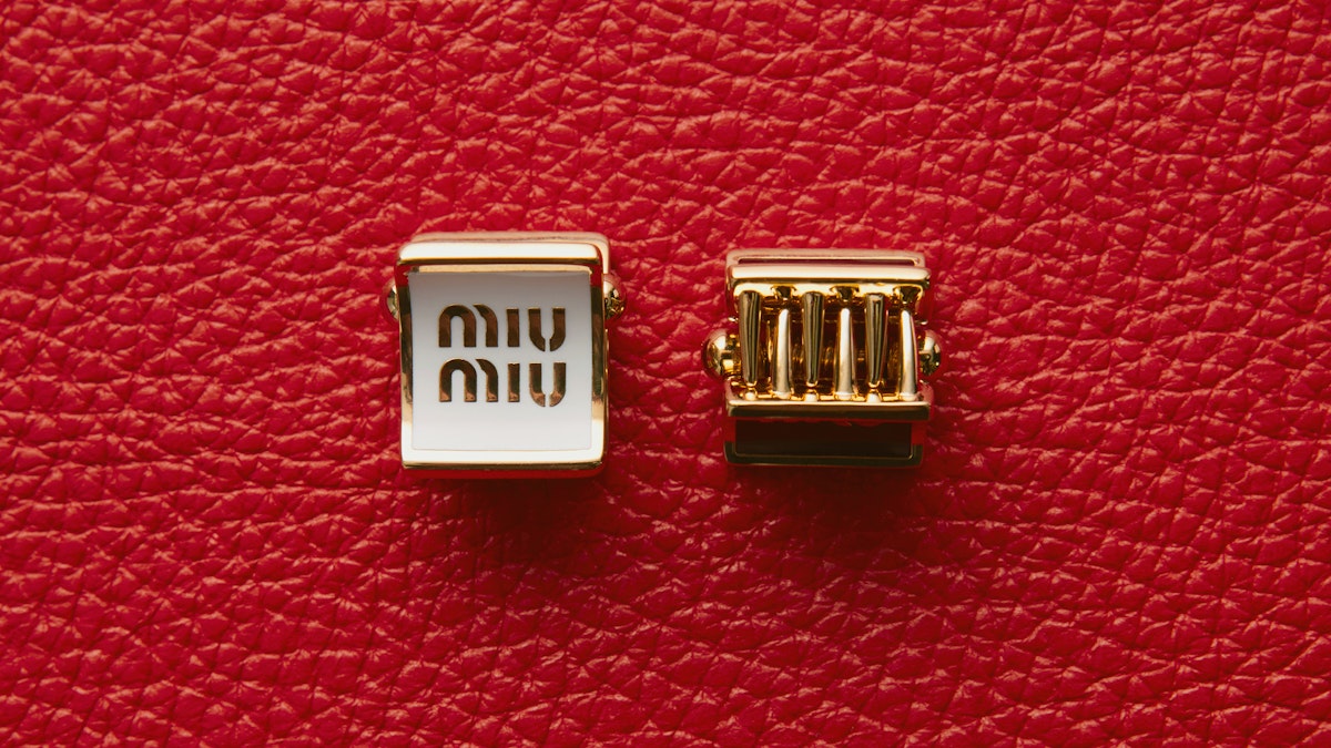 The Art of Small Joys: A Guide to Mini Gifts