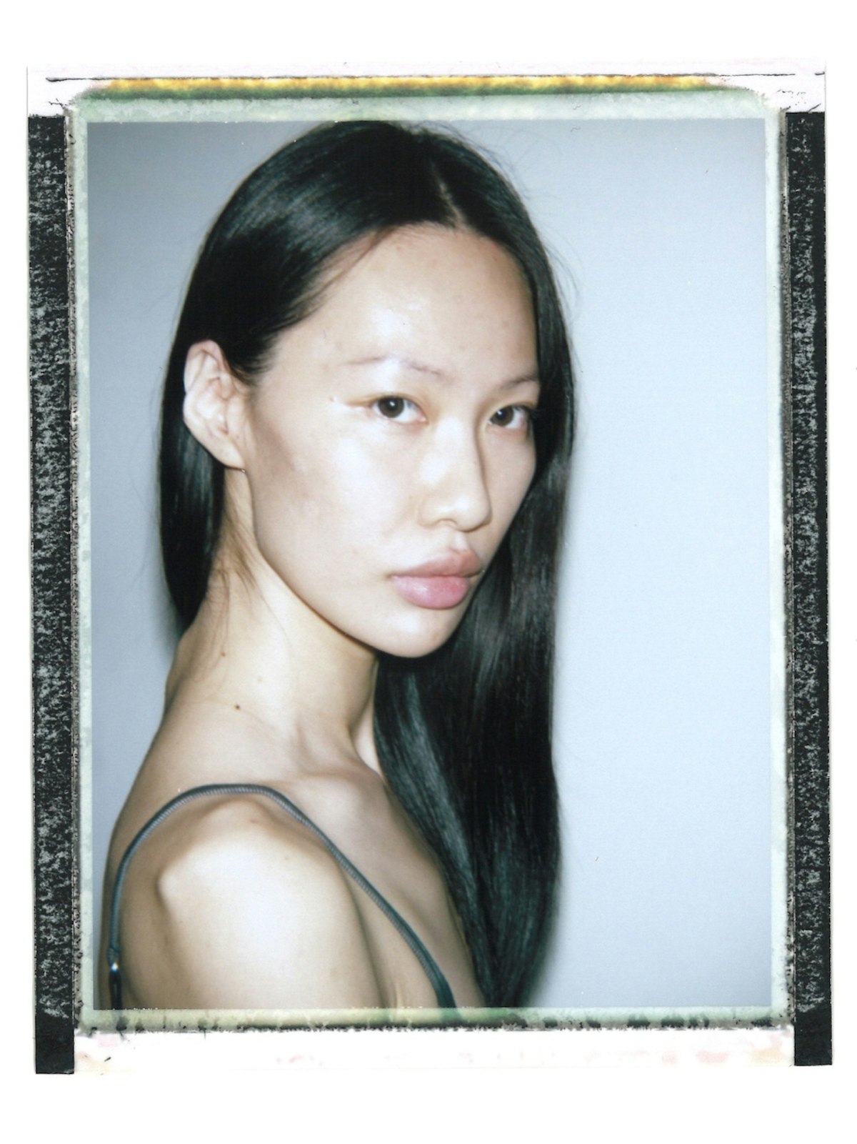 Hong Lin: A Modern Muse Bridging Fashion and Creativity