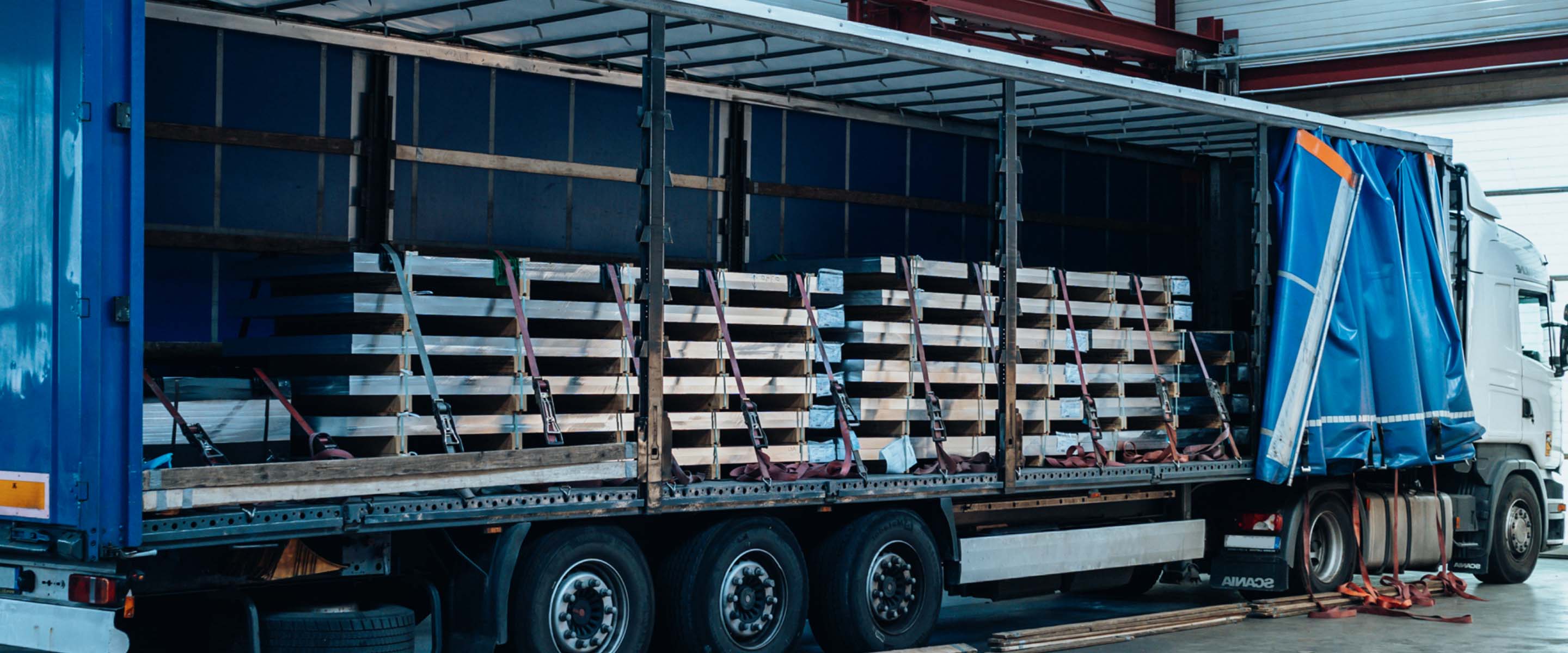 Verpackung und Logistik – Service Centres Aero