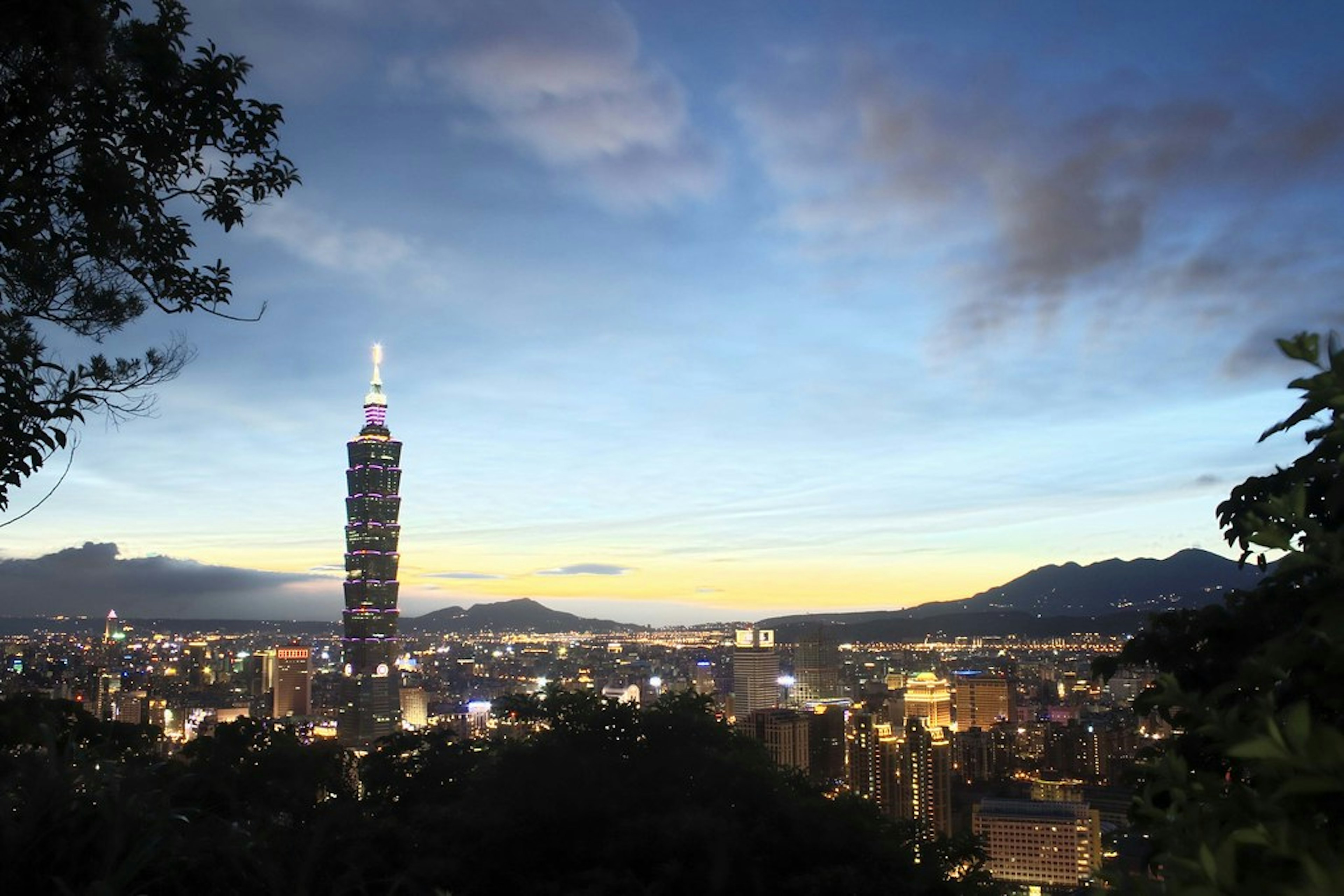 Your perfect trip from Oslo to Taipei is waiting for you