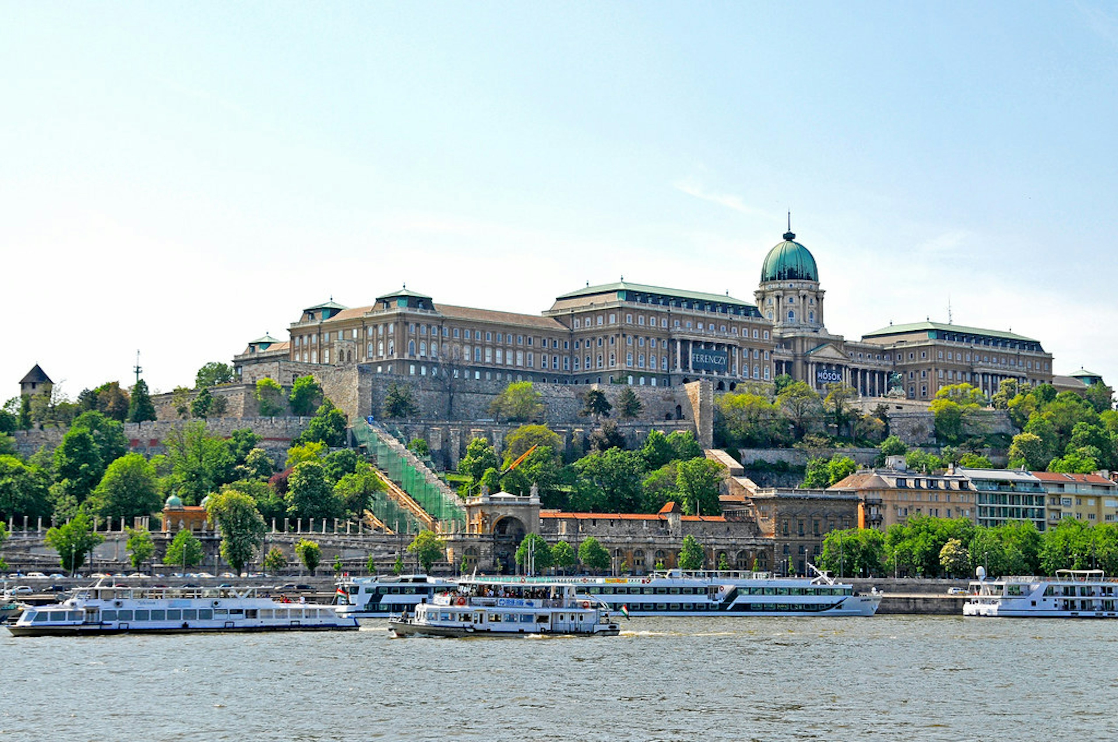 Your perfect trip from Turkey to Budapest is waiting for you