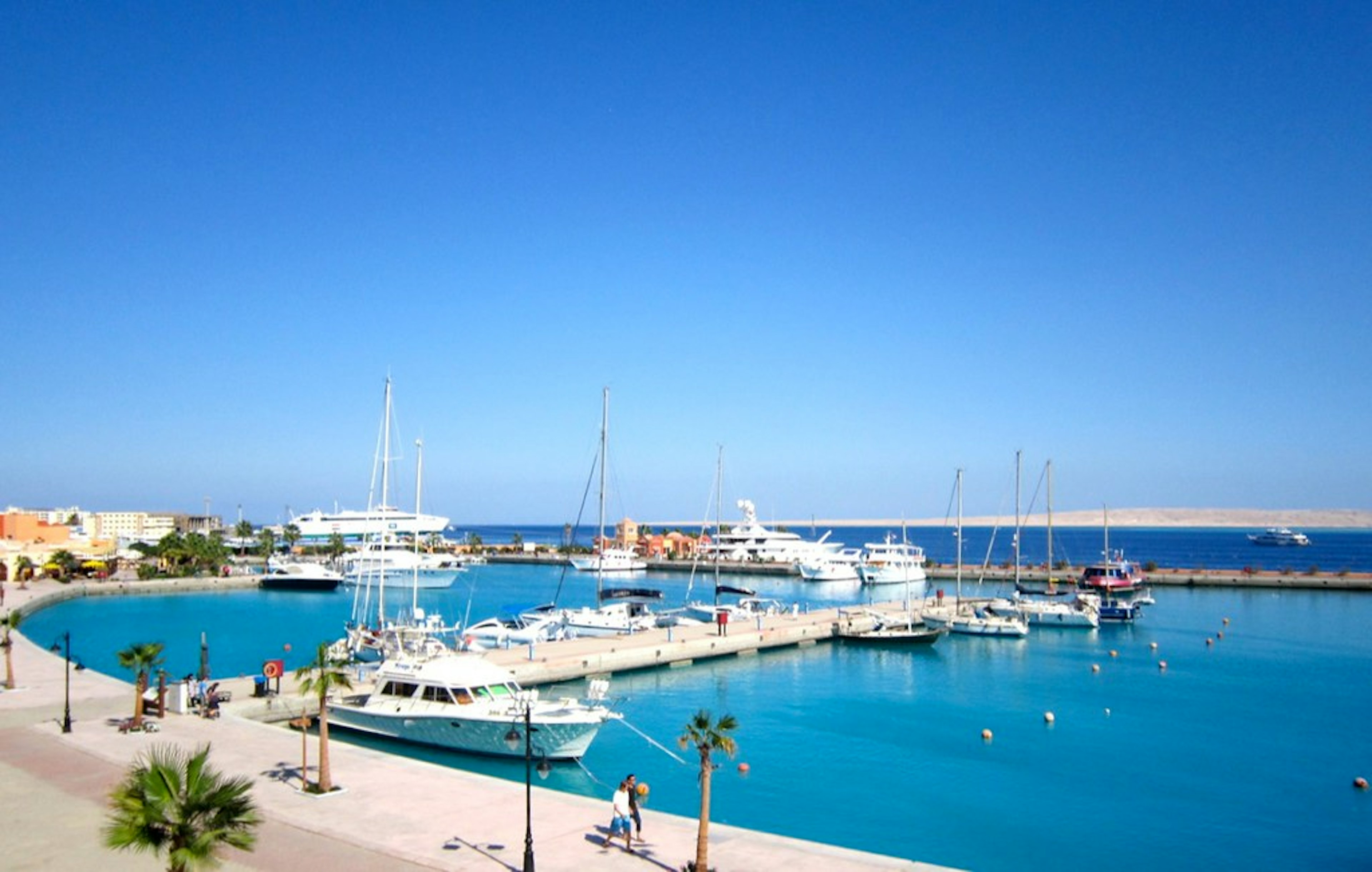 Your perfect trip from Thailand to Hurghada is waiting for you