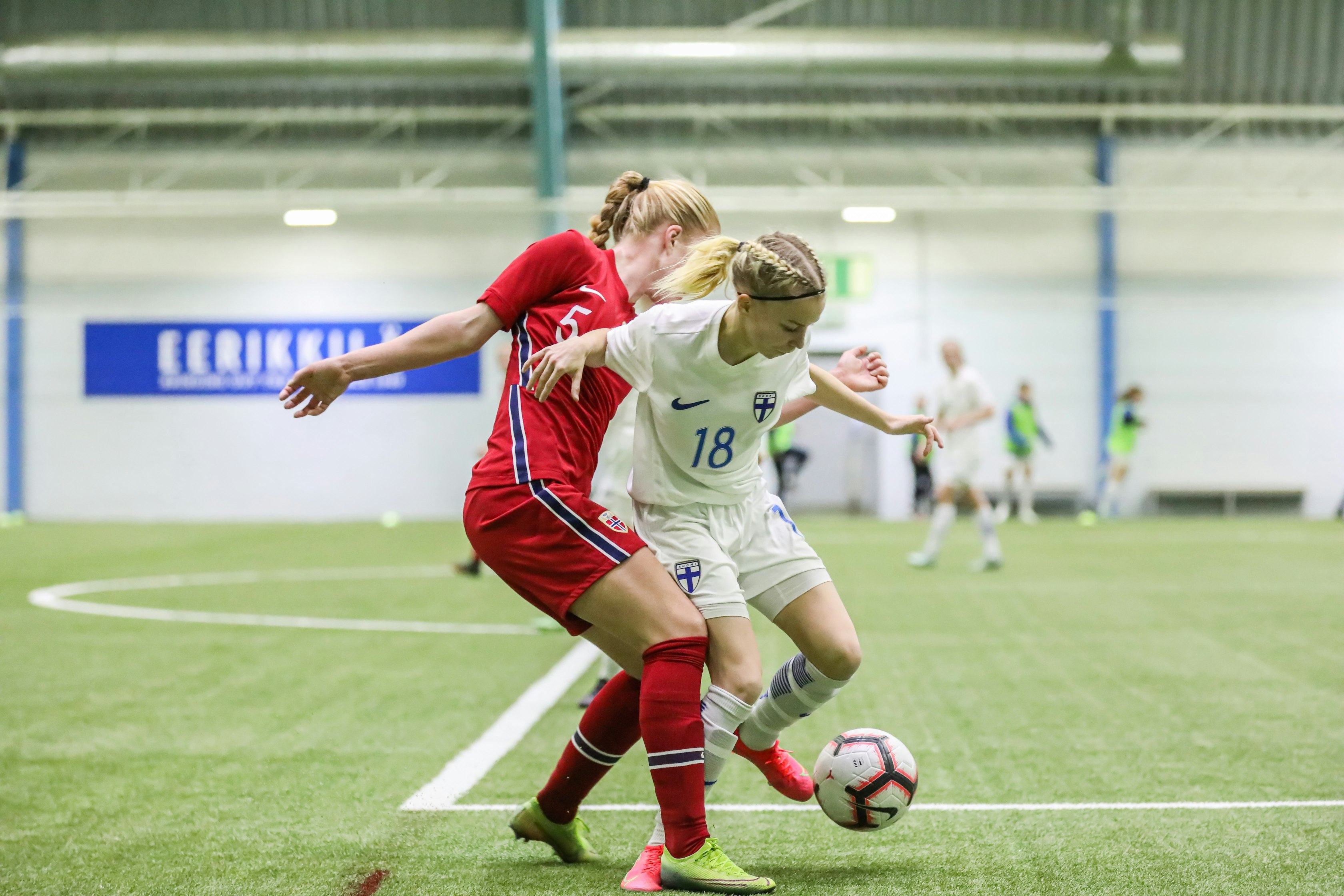 U19-tytöt nimetty Ruotsi-tuplamaaotteluun - Palloliitto.fi