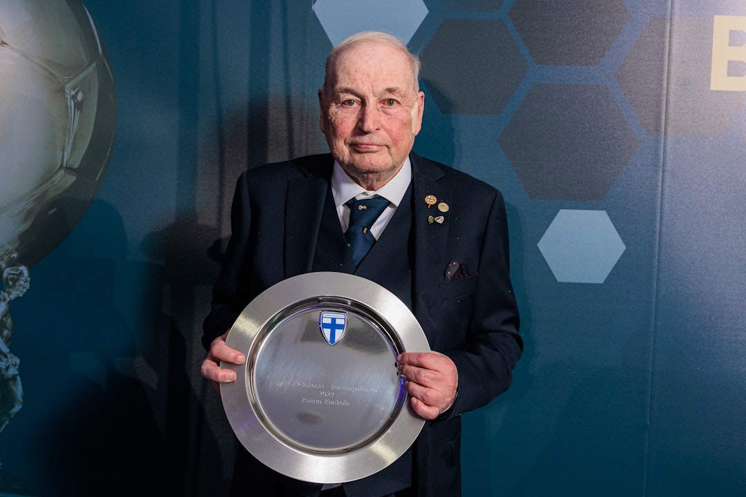 Jyrki Heliskoski -kunniapalkinto Raimo Konkolalle