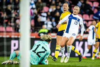 Emma Peuhkurinen - Palloliitto.fi