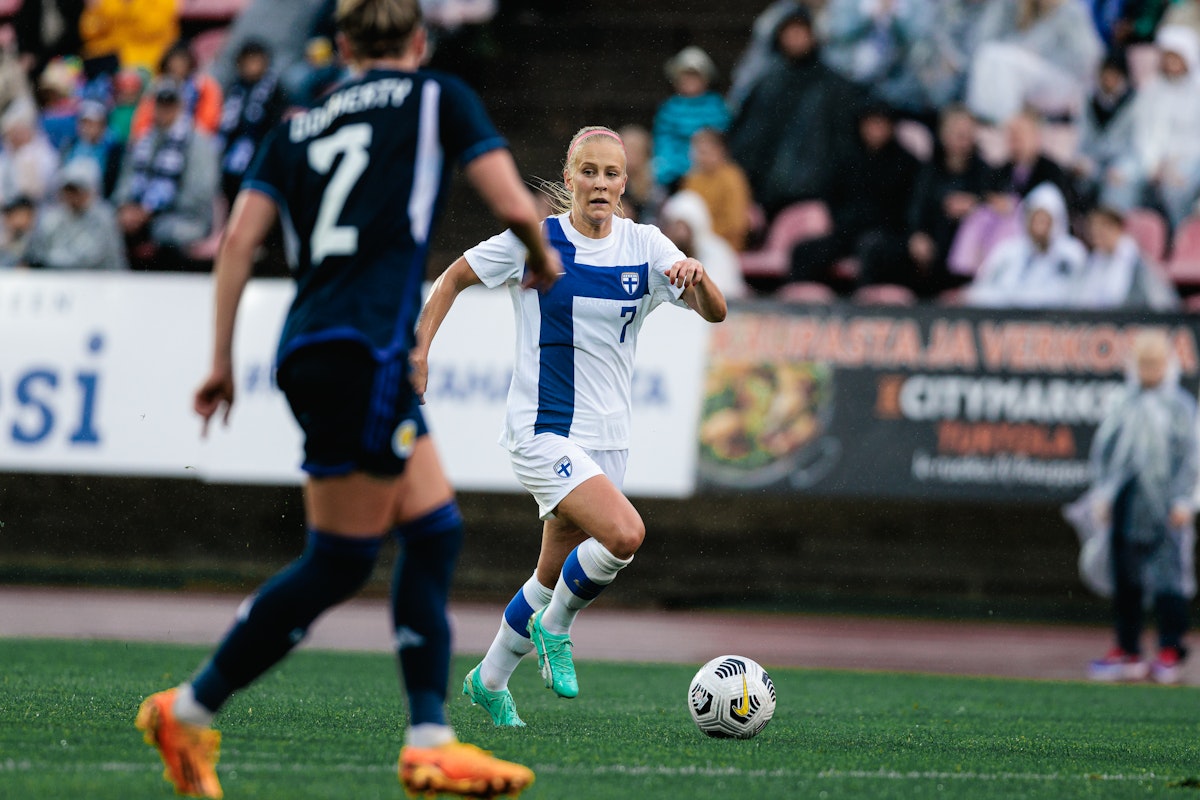 Adelina Engman täydentää Helmareiden ryhmää - Palloliitto.fi