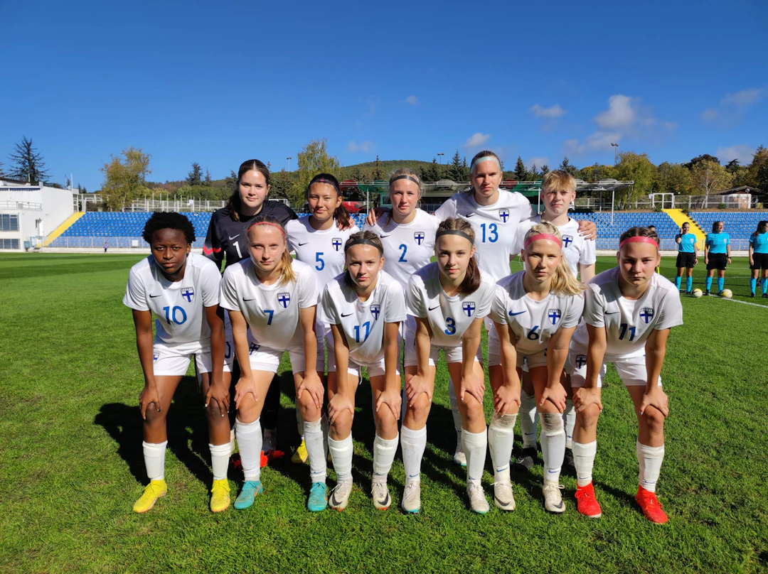 U17-tytöille mahtava voitto Sveitsistä - Palloliitto.fi