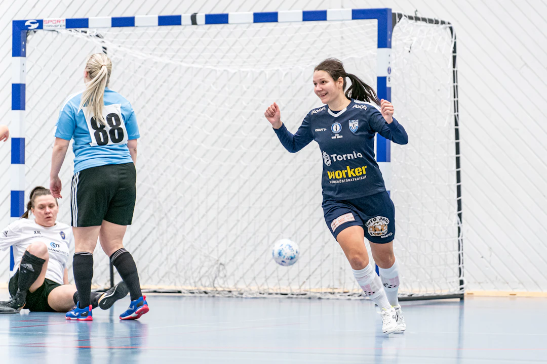 Tiia Juntikka ja Atte Ekholm helmikuun pelaajat