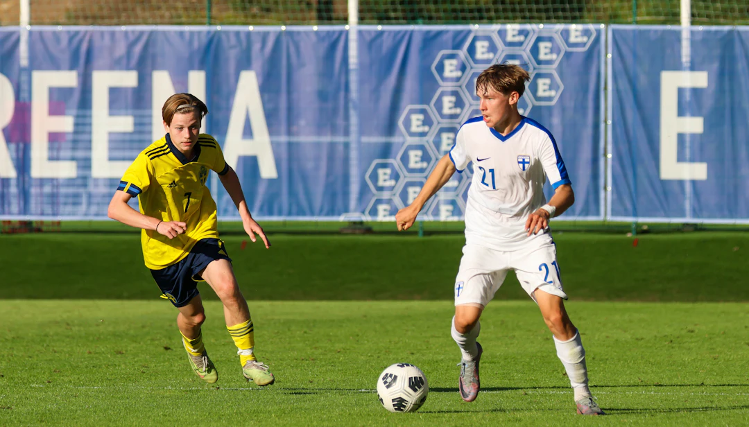 U16-poikien avaus Ruotsia vastaan nimetty - Palloliitto.fi