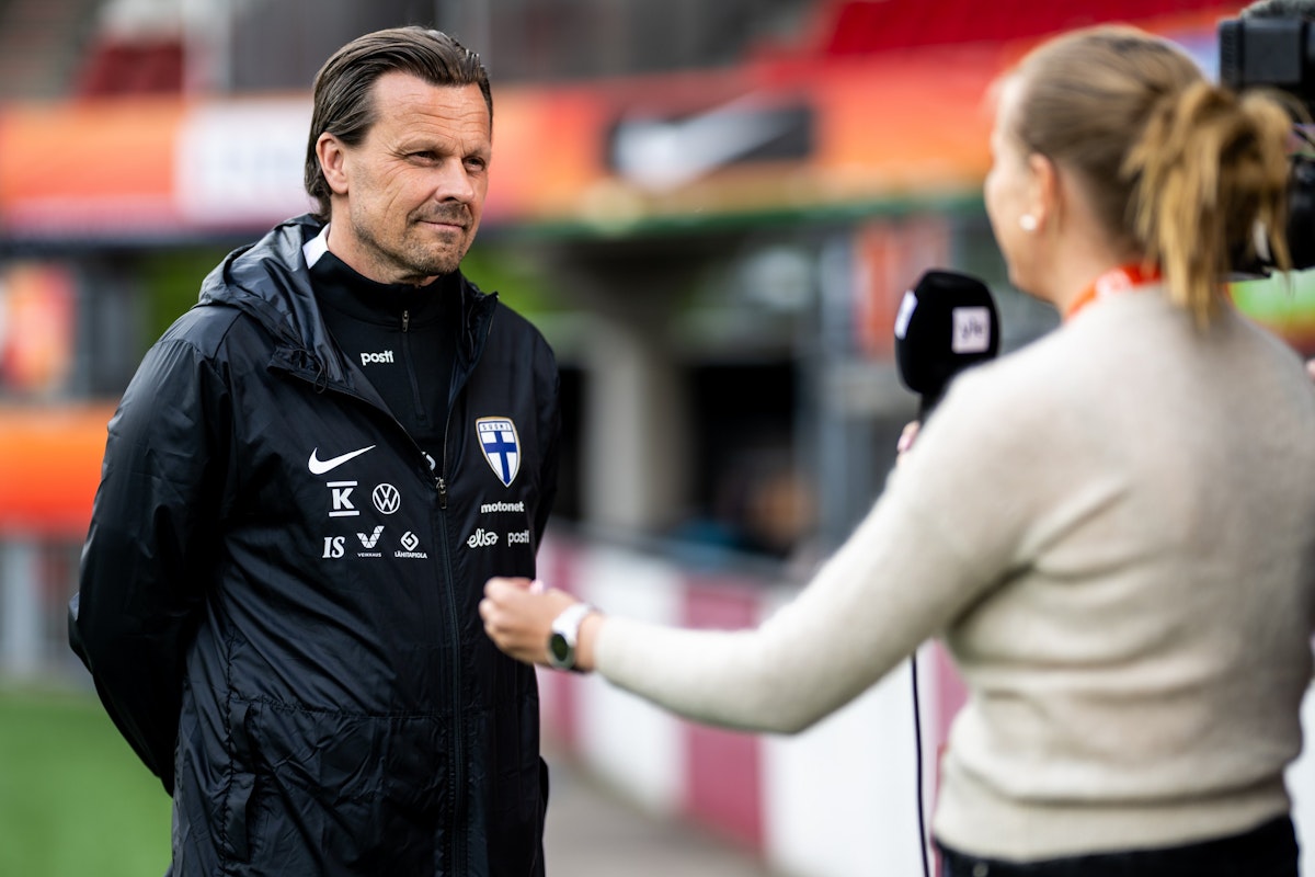 Helmarit haastaa Hollannin Rotterdamissa - Palloliitto.fi