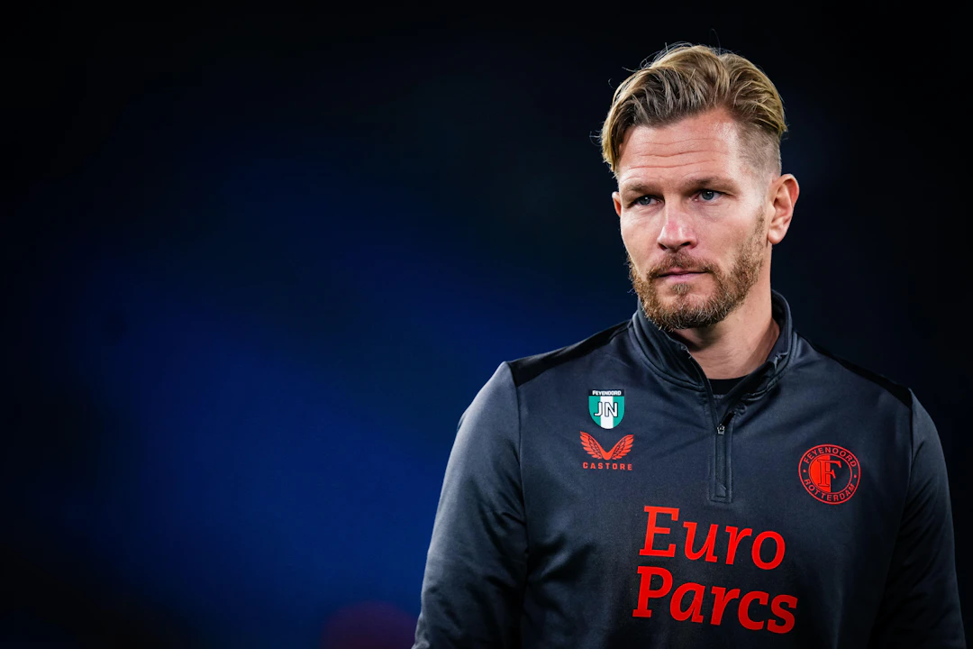 Jyri Nieminen Huuhkajien maalivahtivalmentajaksi