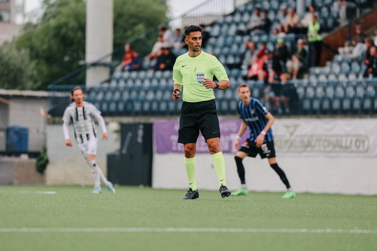 Al-Emaran nelikko Konferenssiliigassa Itävallassa