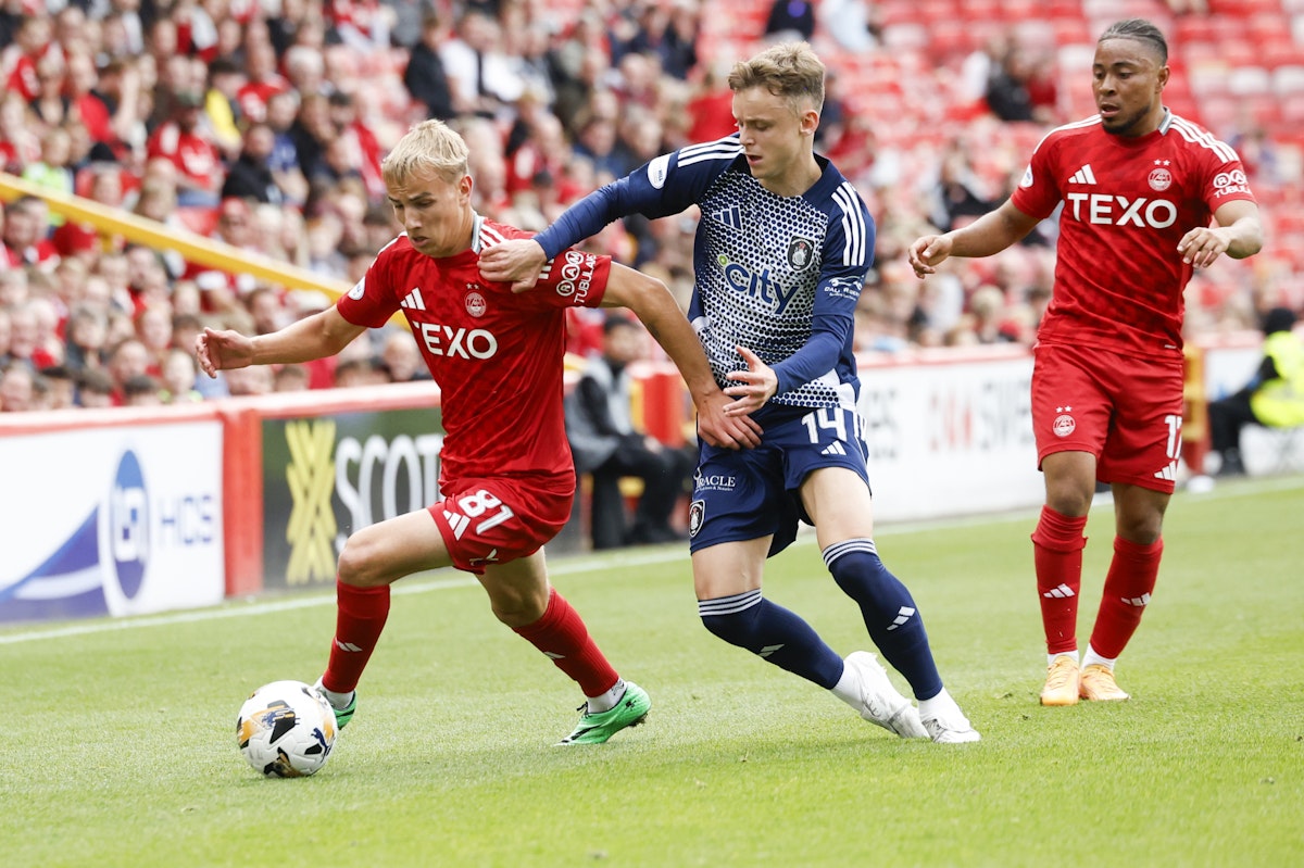 Topi Keskinen ja Daniel Håkans juhlivat mestaruuksia