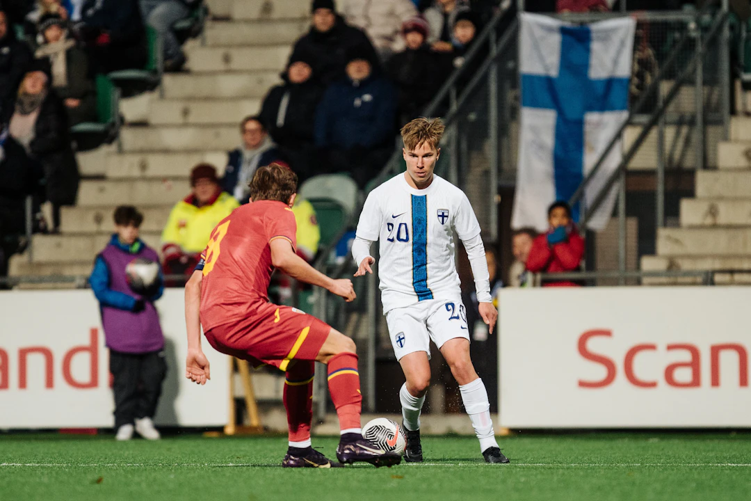 Otso Liimatta Kosovo-ottelun alla - Palloliitto.fi