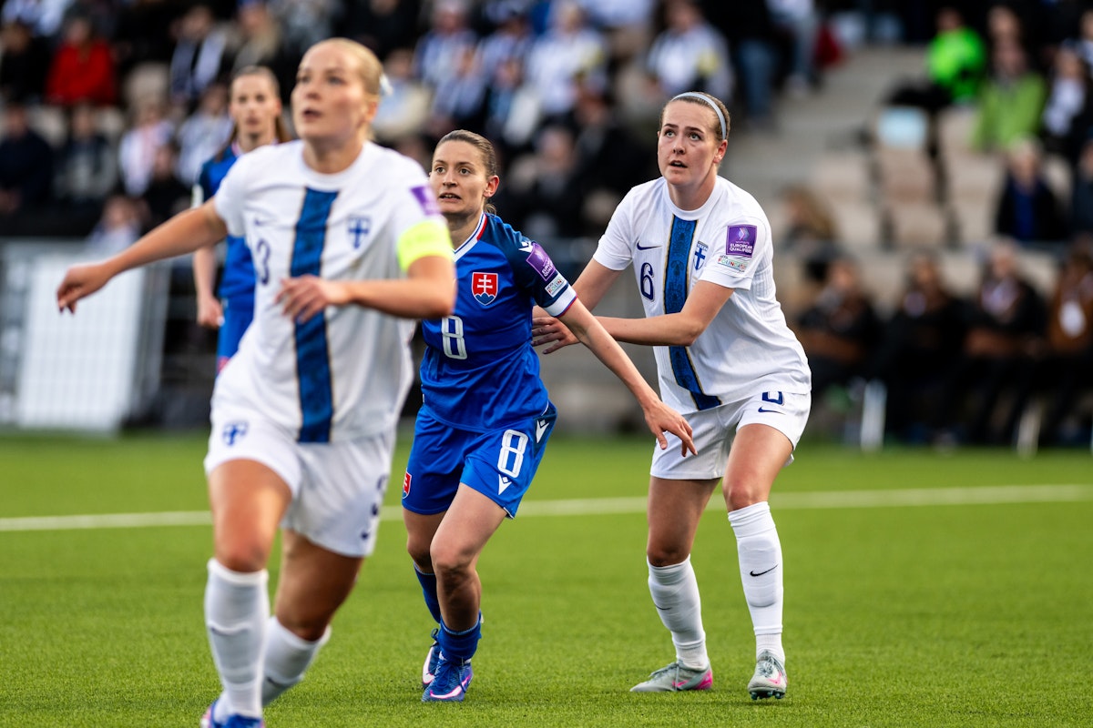 Helmarit kukisti Slovakian komeasti - Palloliitto.fi