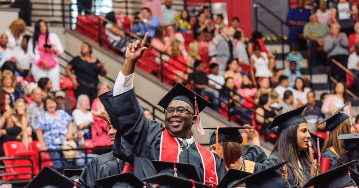 Lee College Helps Students Set Goals and St... | Blog | Lightcast