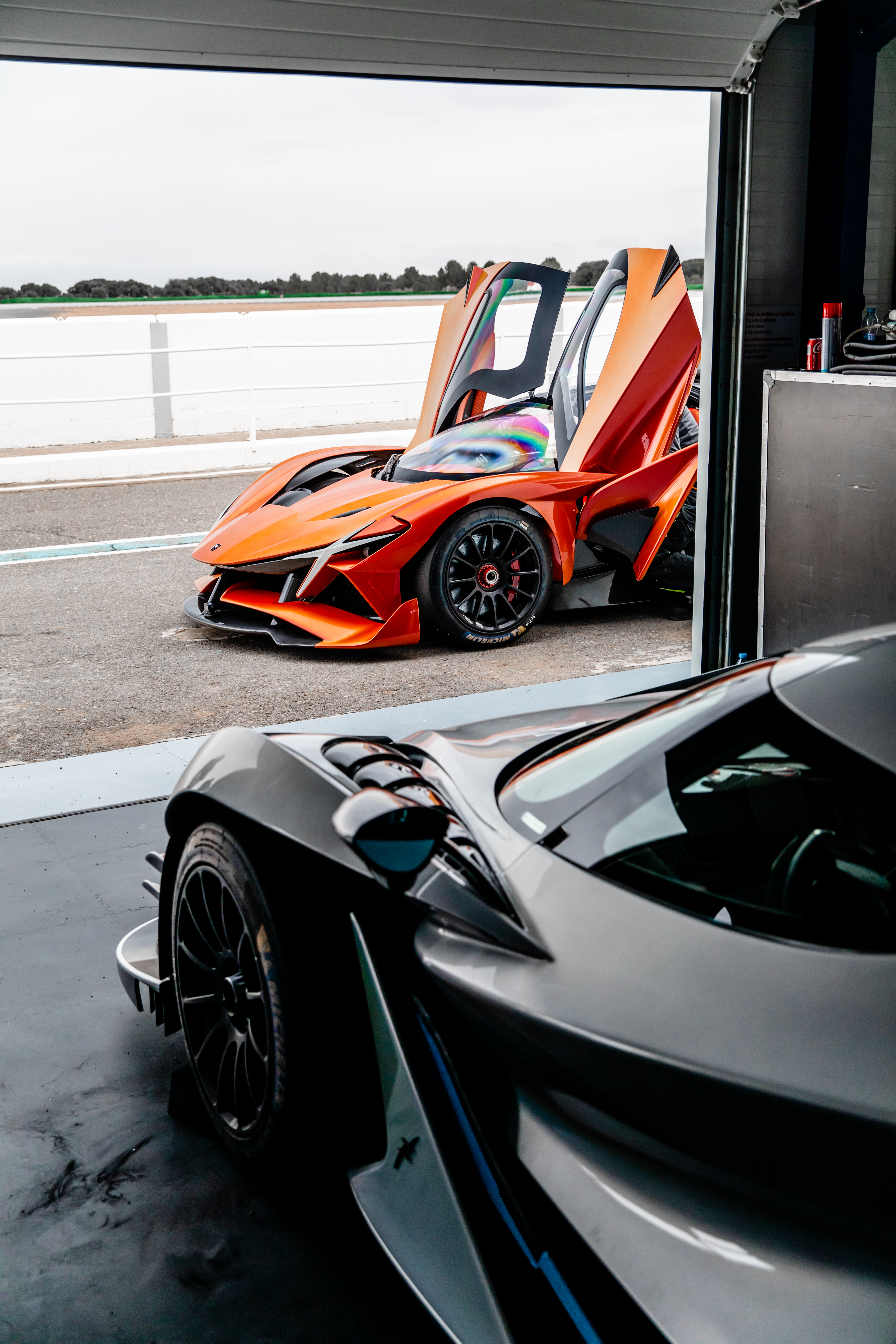 Apollo Hypercars | Apollo