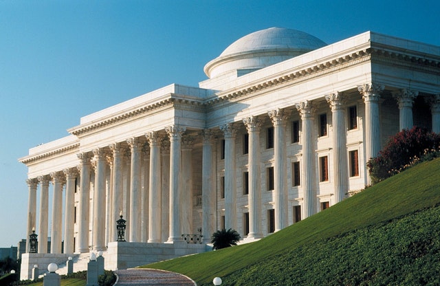 Message to the Baha'is of Egypt from the Universal House of Justice | BWNS