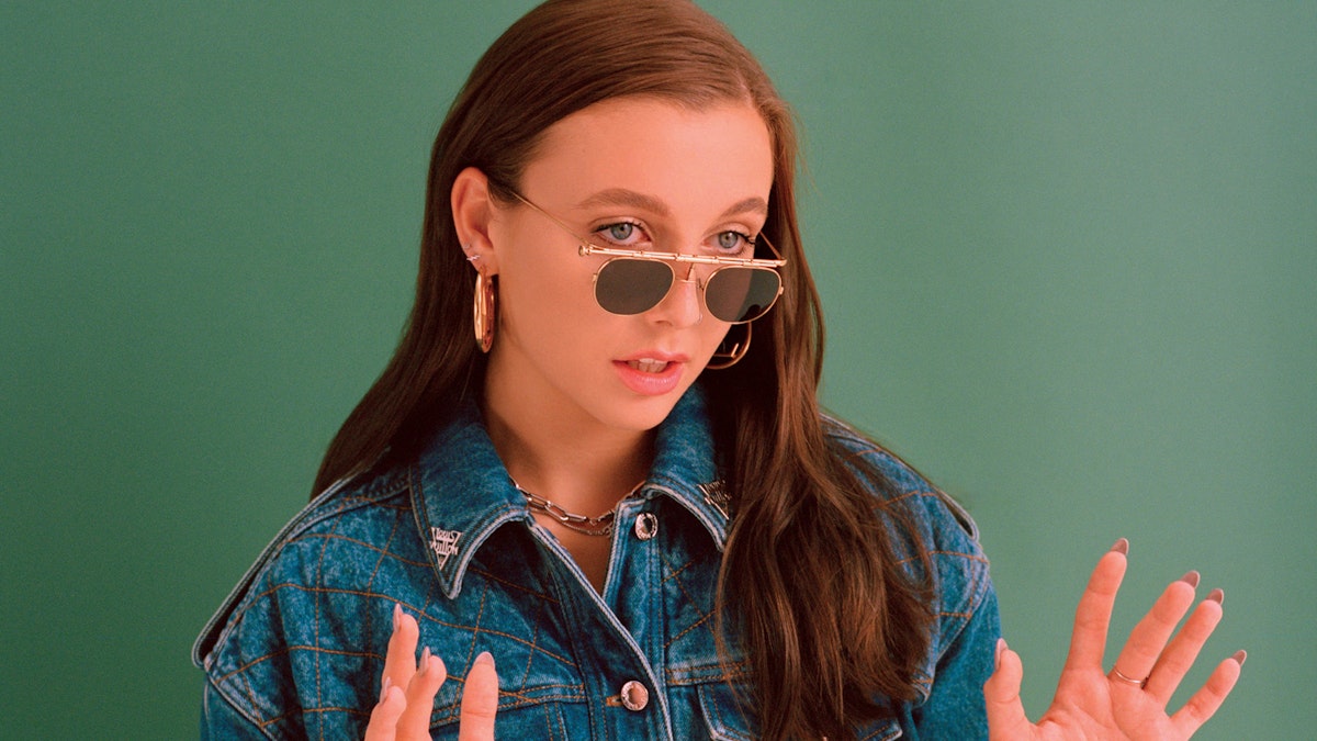 Pourquoi il faut connaître Emma Chamberlain, l'une des Youtubeuses les ...