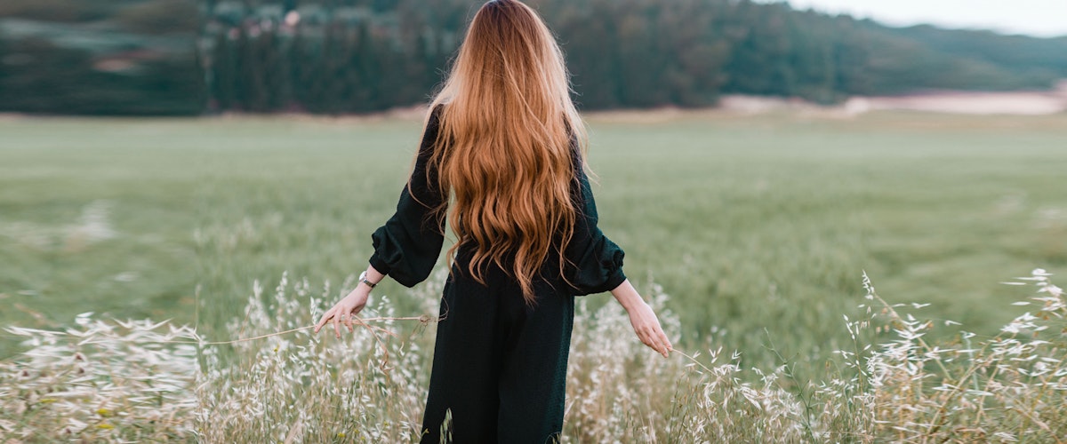 5 astuces naturelles pour accélérer la pousse des cheveux 5 astuces naturelles pour accélérer la pousse des cheveux
