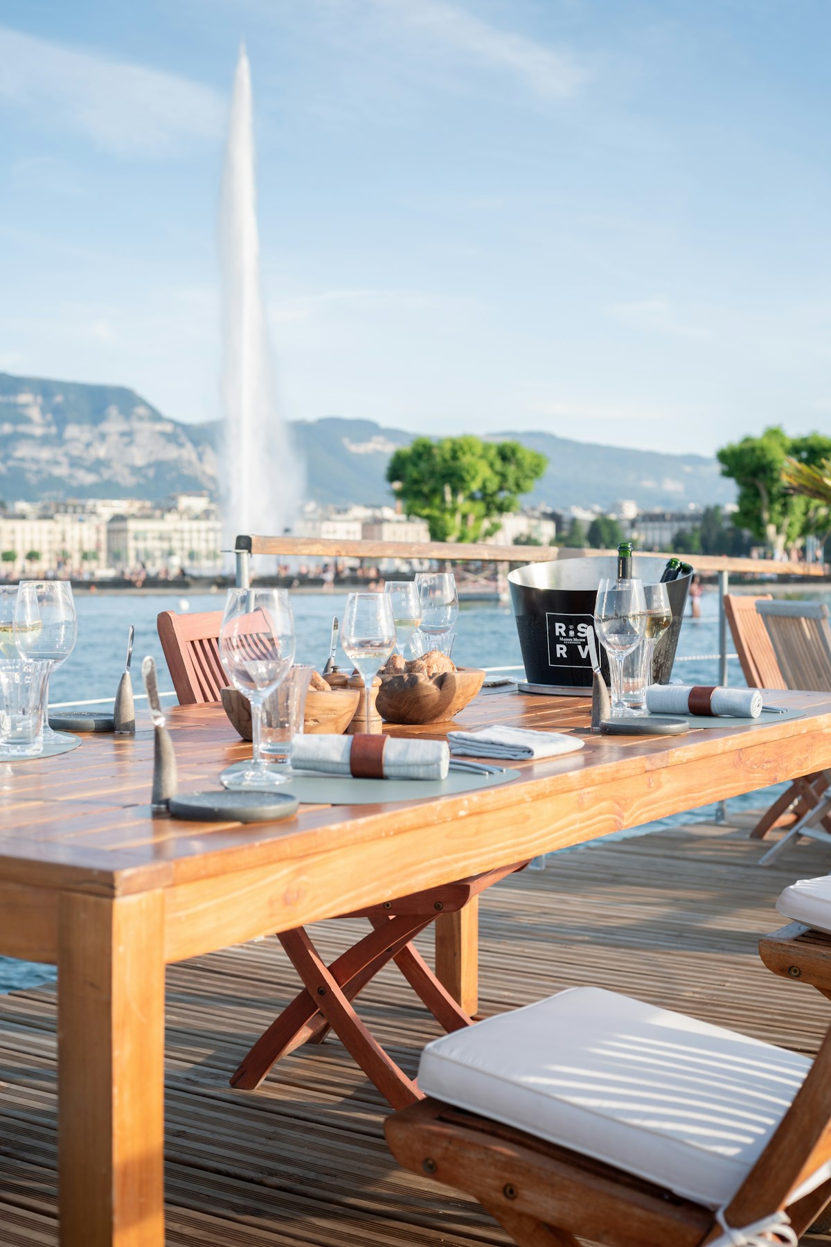 De passage à Genève cet été ? Voici le restaurant à ne pas manquer sur ...