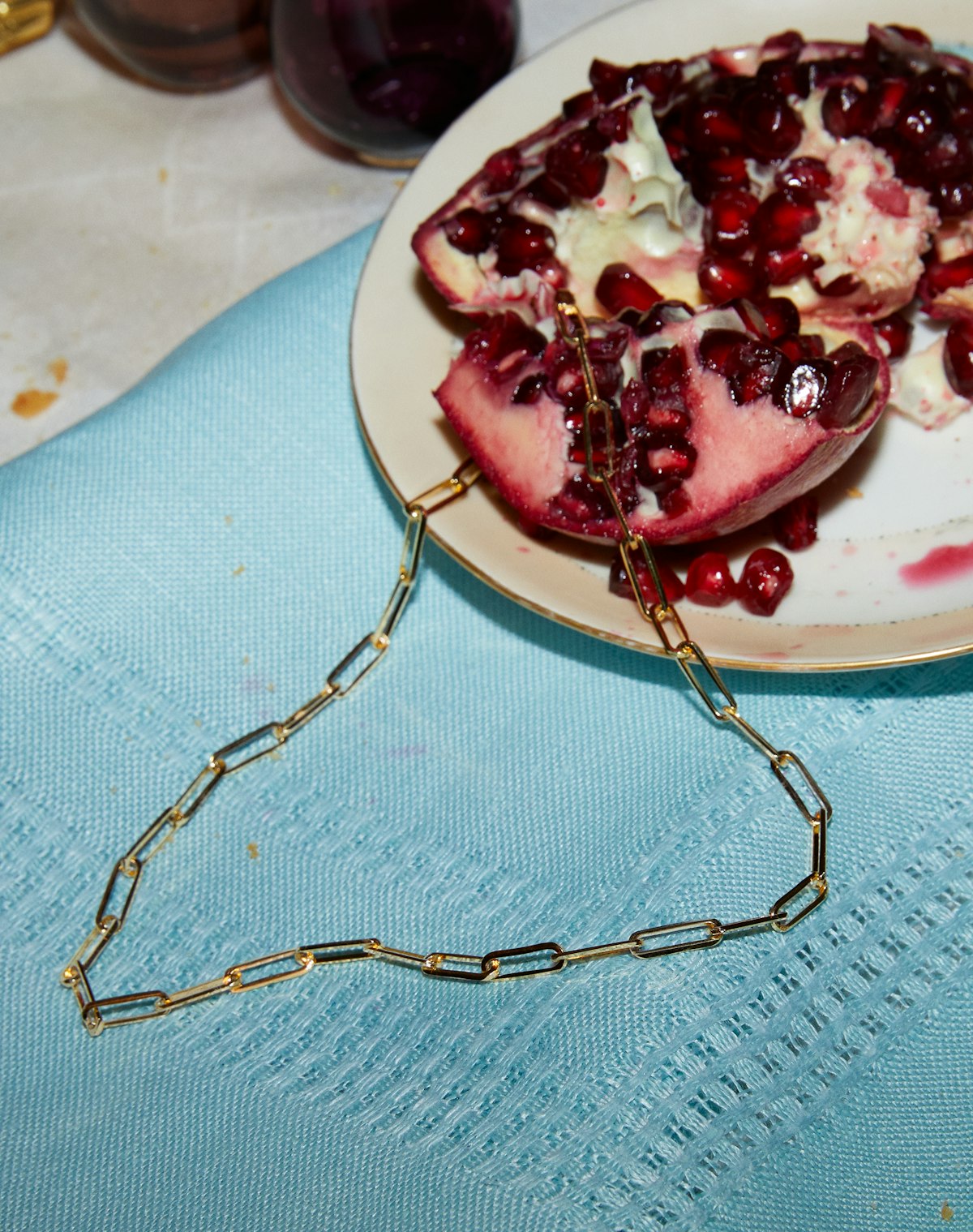 Bijoux : comment la chaîne est devenue la tendance incontournable du ...