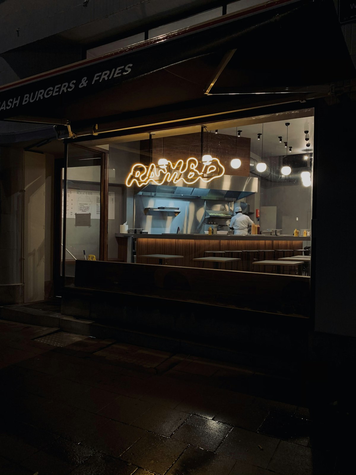 Le smash burger de chez Rambo est-il à la hauteur de sa file d’attente