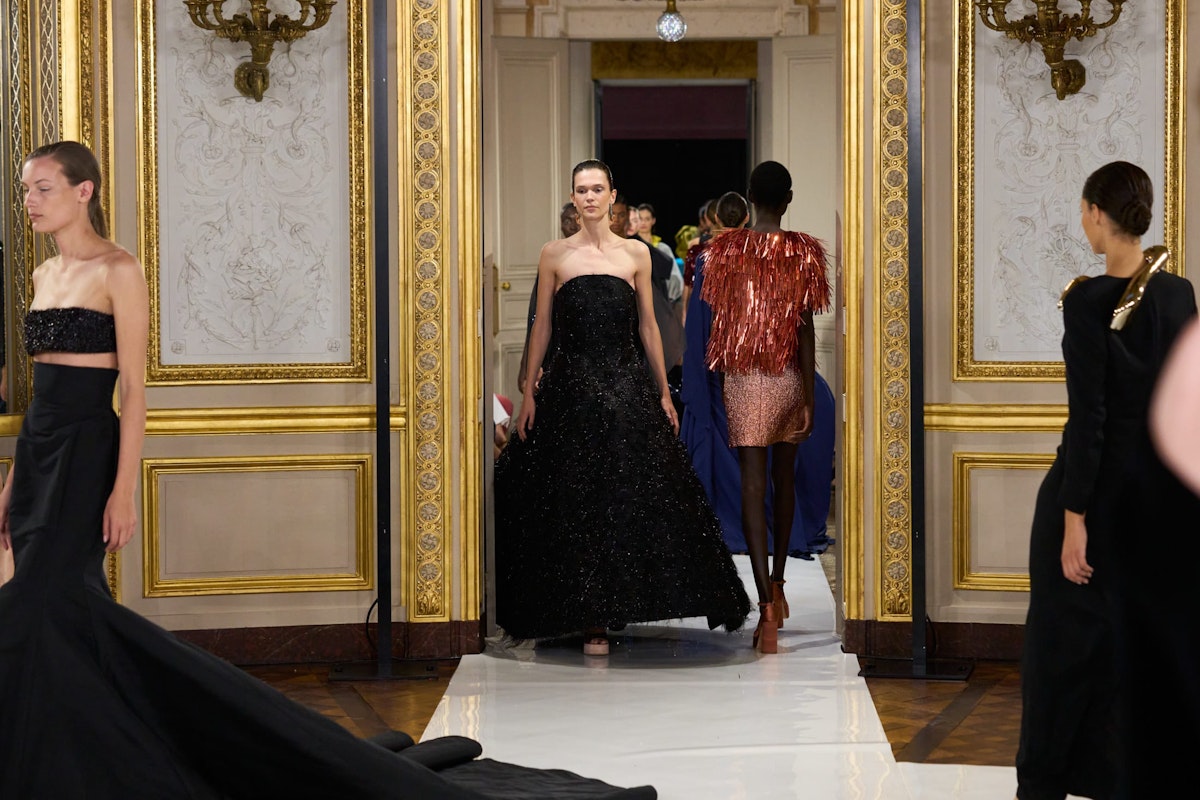 Na 10 jaar is Belgisch modehuis Natan terug in Parijs met een couture show!