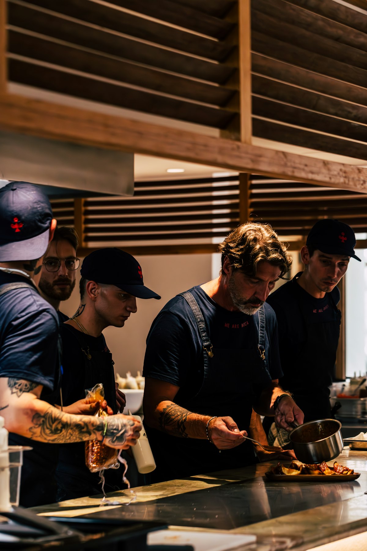 Het nieuwe Roca House op Ibiza: restaurant, bakker en zwembad van ...