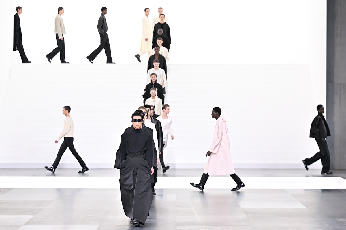 Chez Dior Homme, un hommage à la ligne H de Christian Dior