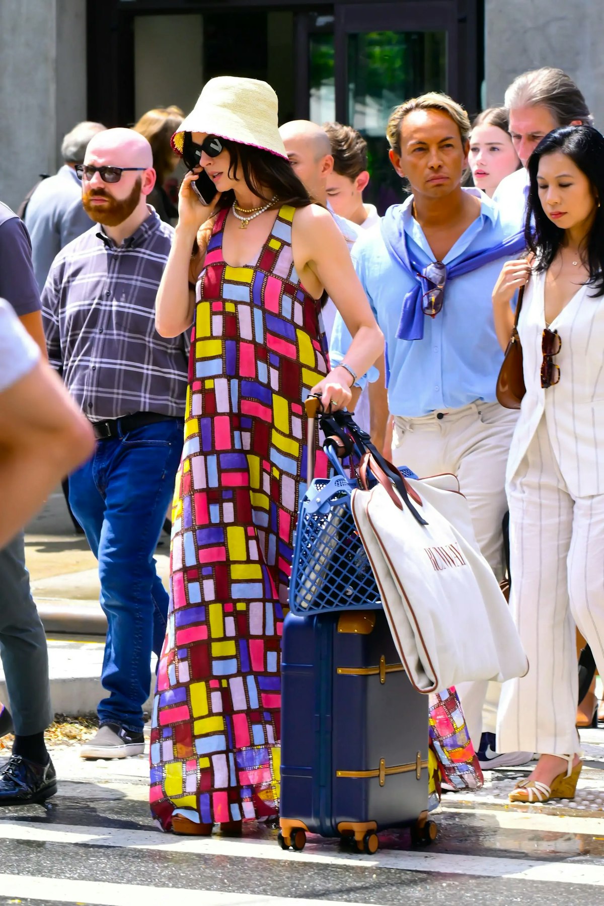 "Le Diable s’habille en Prada 2" : les premiers looks d’Andy Sachs révélés