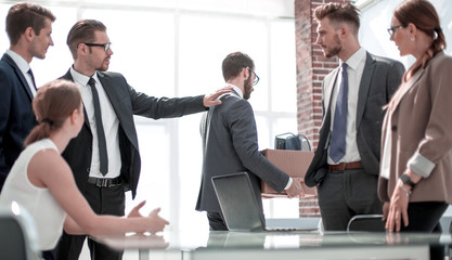 How do Companies Lay Off Employees? | Peninsula UK