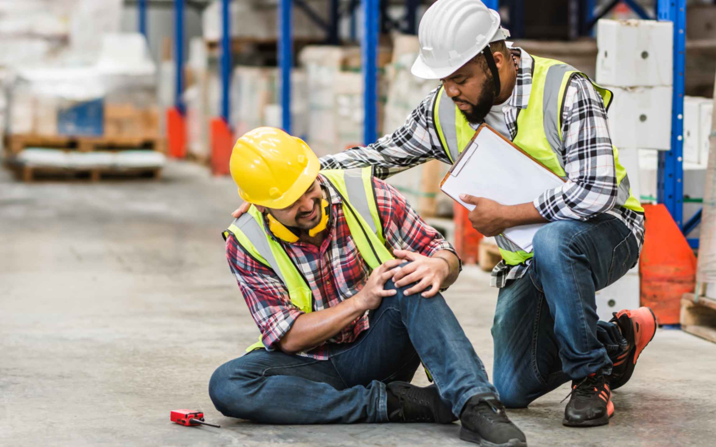 What Should be Kept in a First Aid Kit at Work? | Peninsula UK