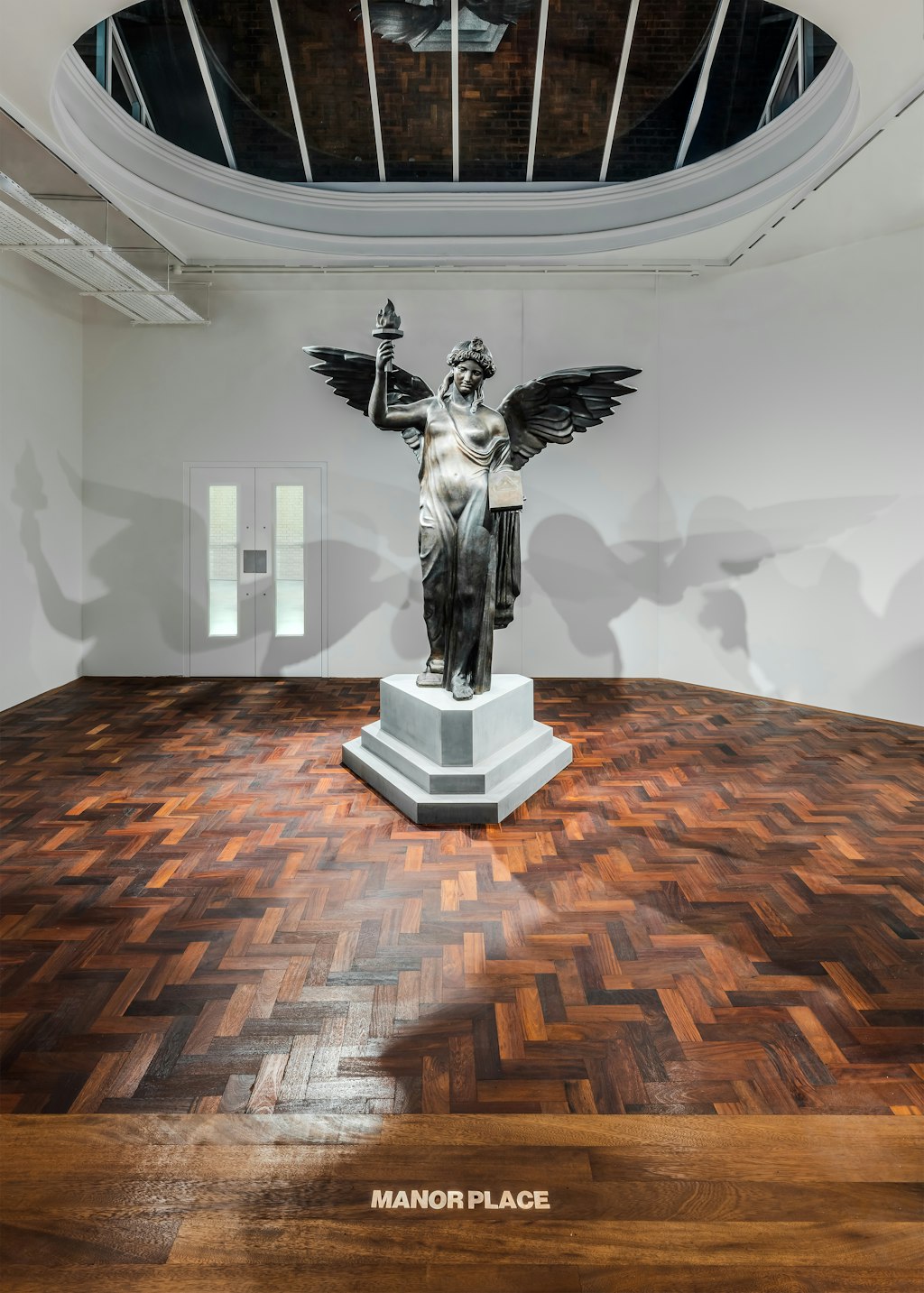 MANOR PLACE | PALACE SKATEBOARDS