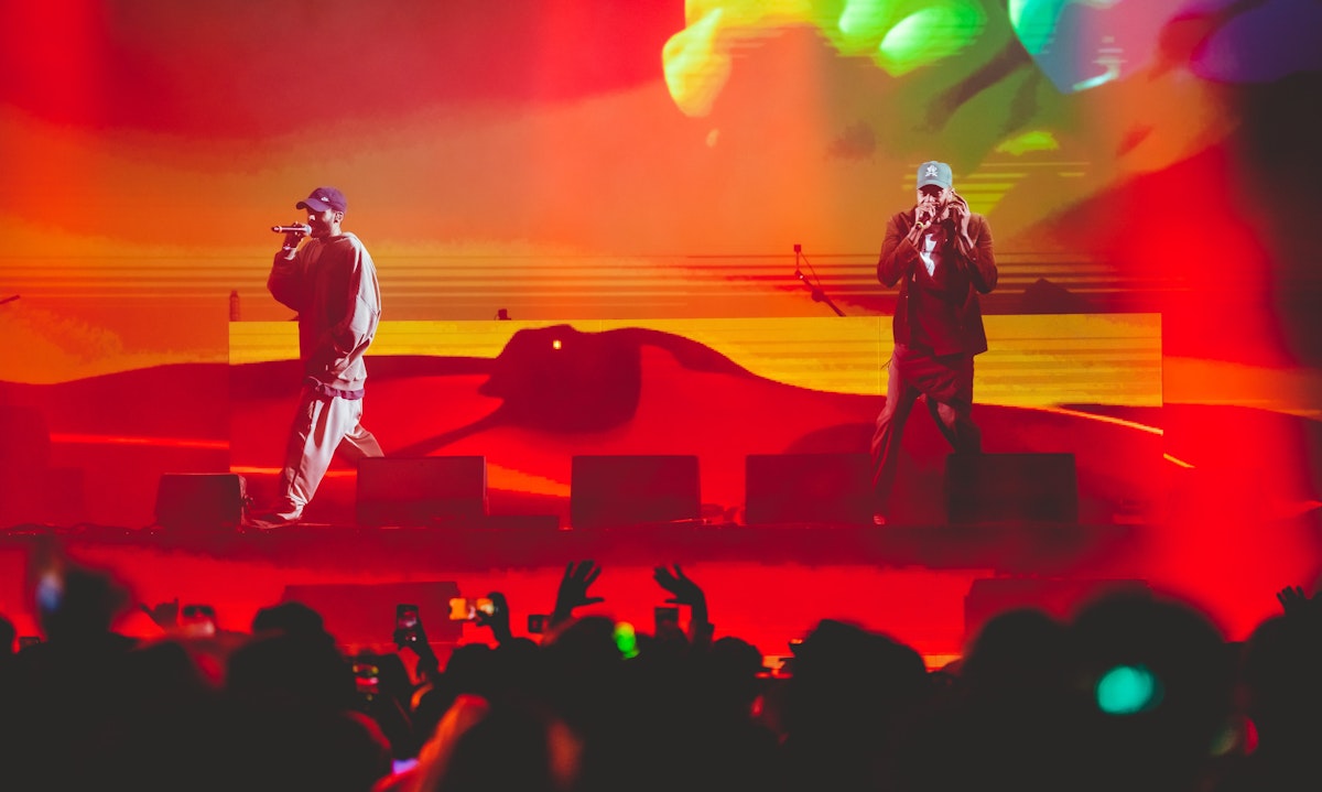 A Look Back at the Best 2000s Music Hits | MDLBEAST