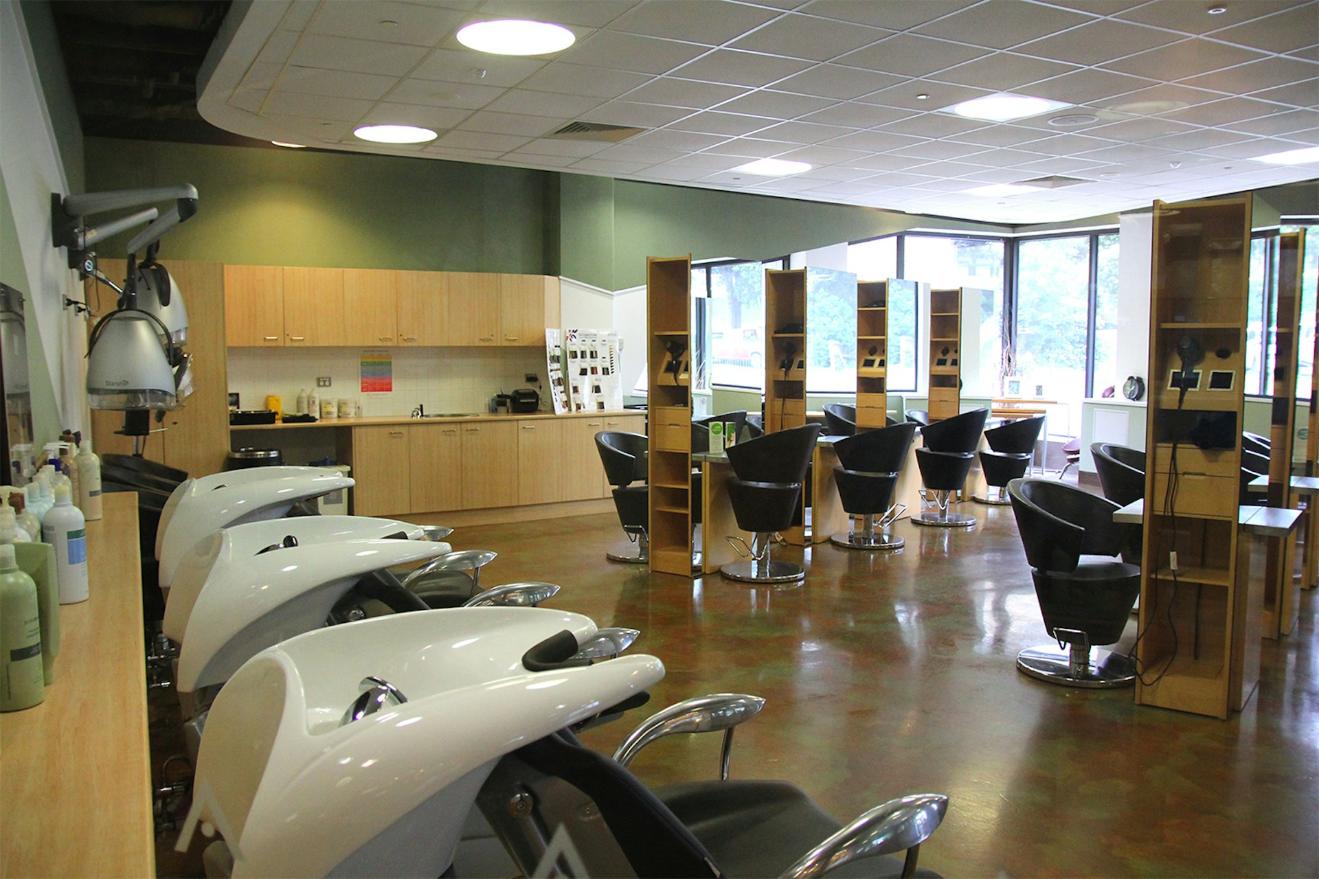 Hair, Makeup and Beauty - Salon Courses | Box Hill Institute | Box Hill ...