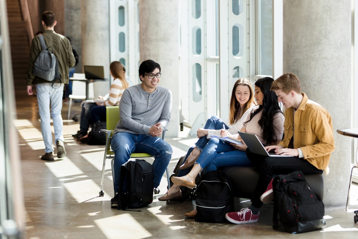 Over 300 TAFE Courses & Degrees in Melbourne | Box Hill Institute | Box ...