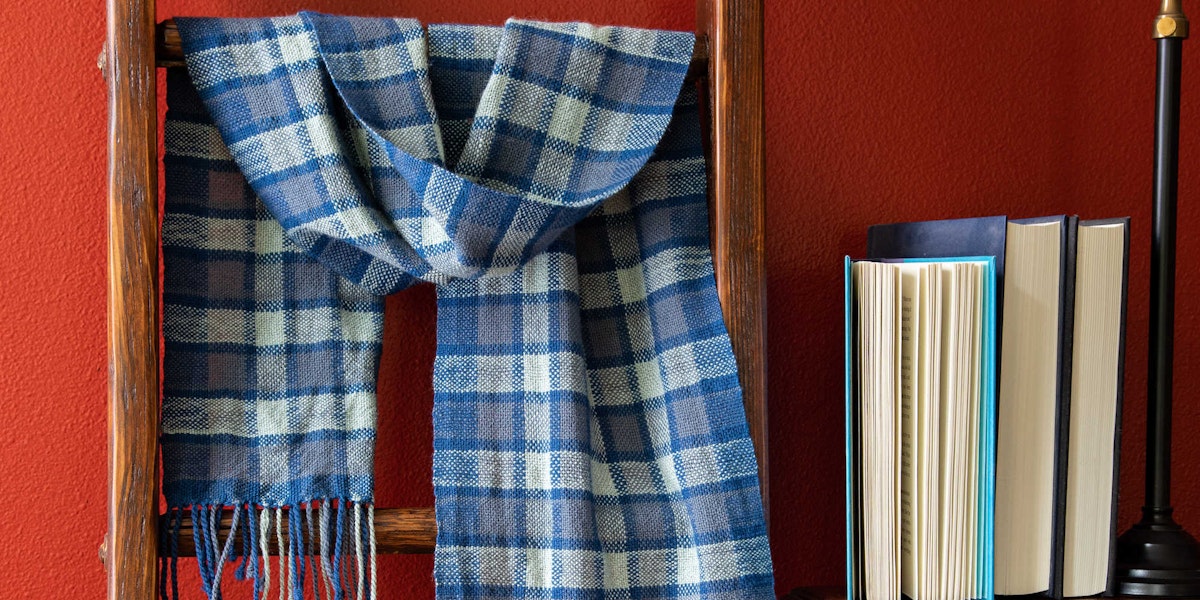 Subscriber Bonus: Divergent Scarf Pattern | Little Looms